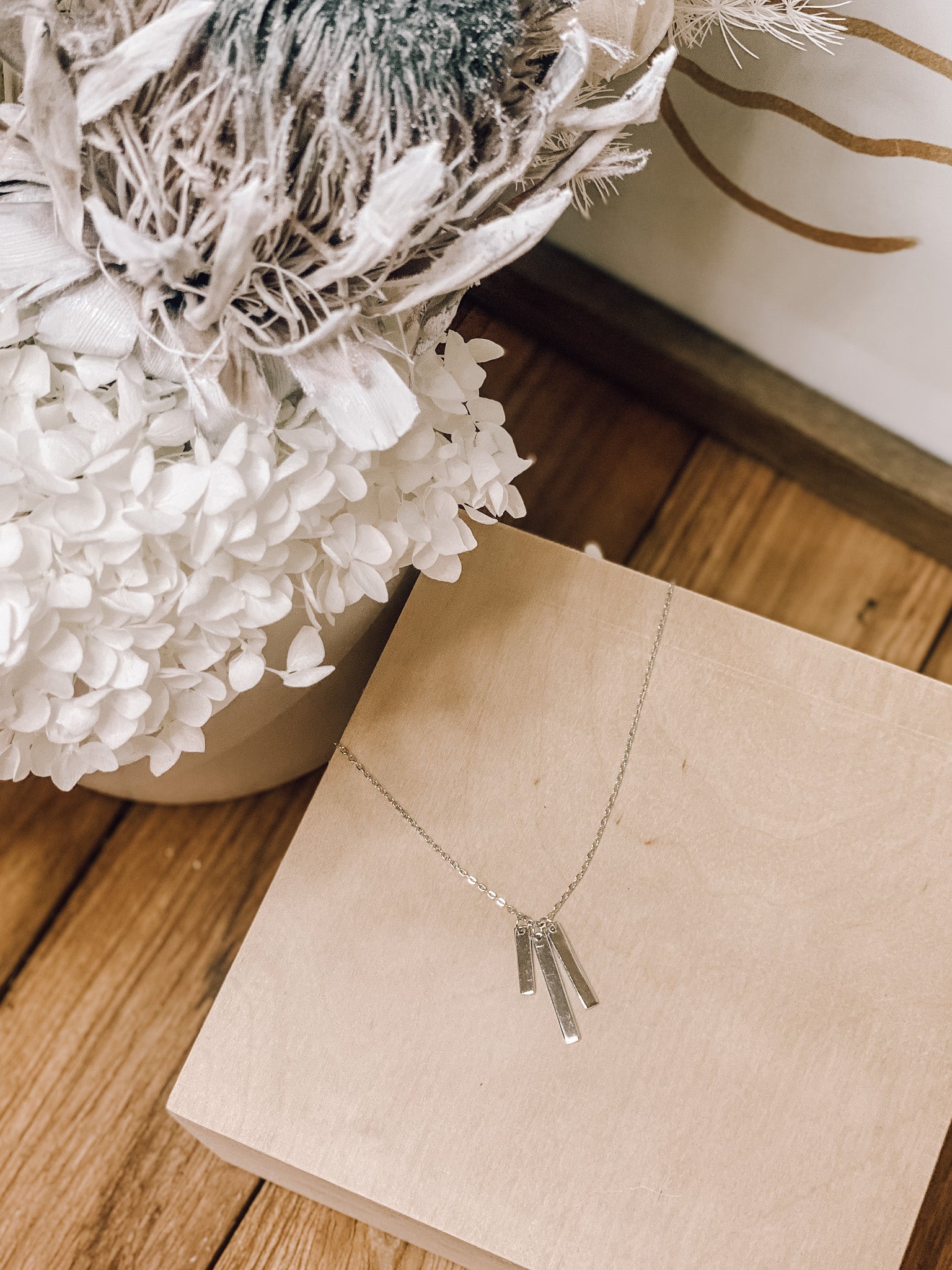 Triple bar pendant necklace – Cobbler rd